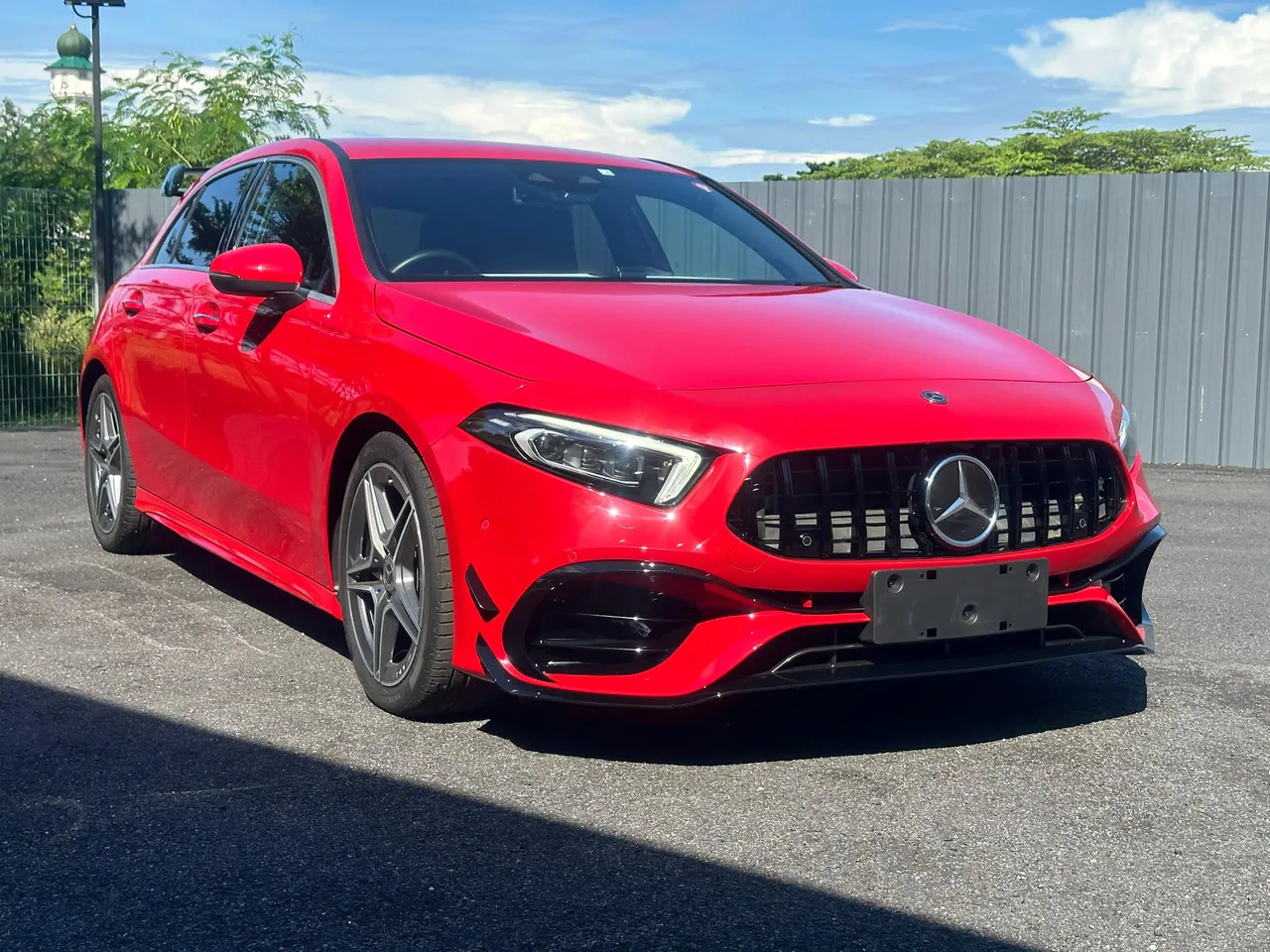 MERCEDES A180 AMG Hatchback - Bimmers Autohaus Recond Sdn Bhd